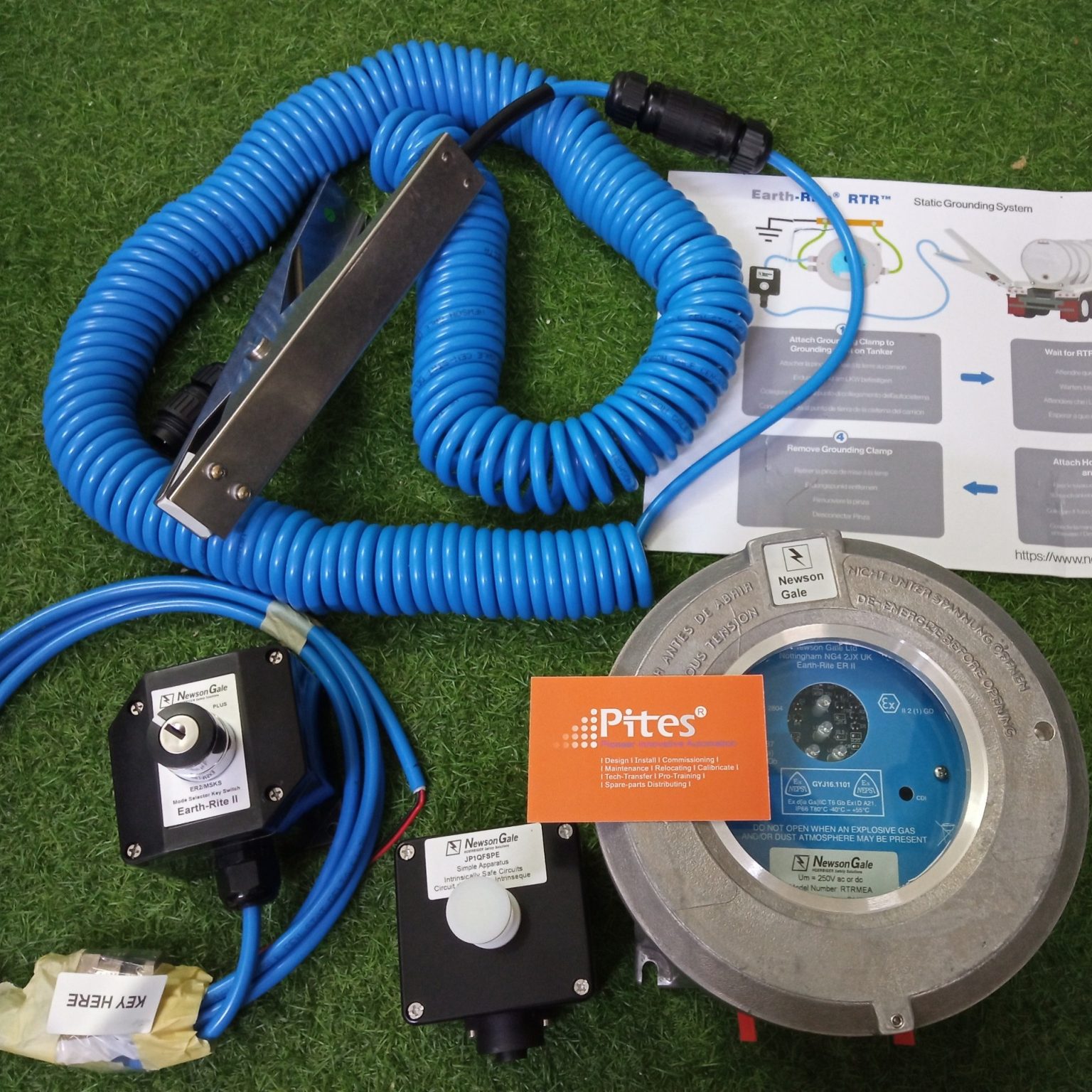 Thiết bị xả tĩnh điện cho xe bồn xăng dầu Earth-Rite II RTR™ Newson Gale